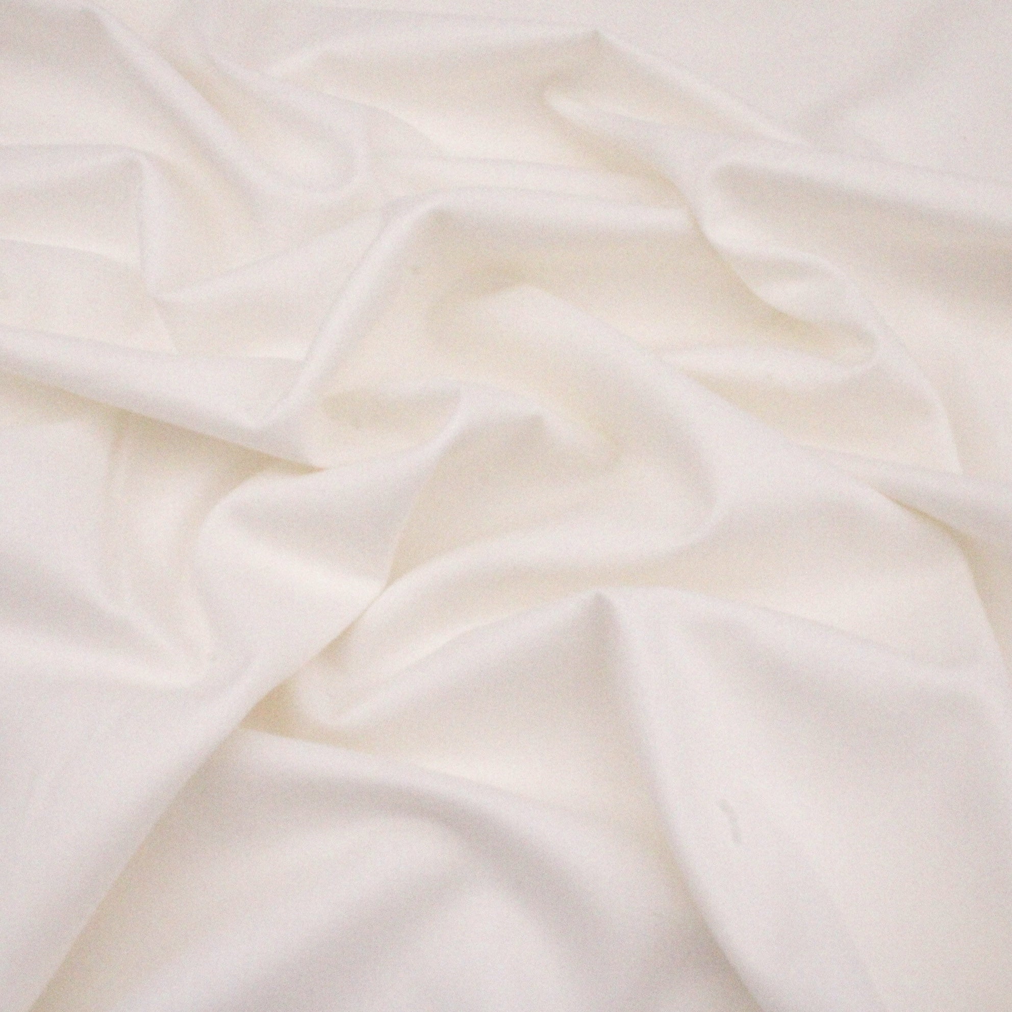 Combed Plain Cotton Lawn Dressmaking Fabric - White – Lullabee Fabrics