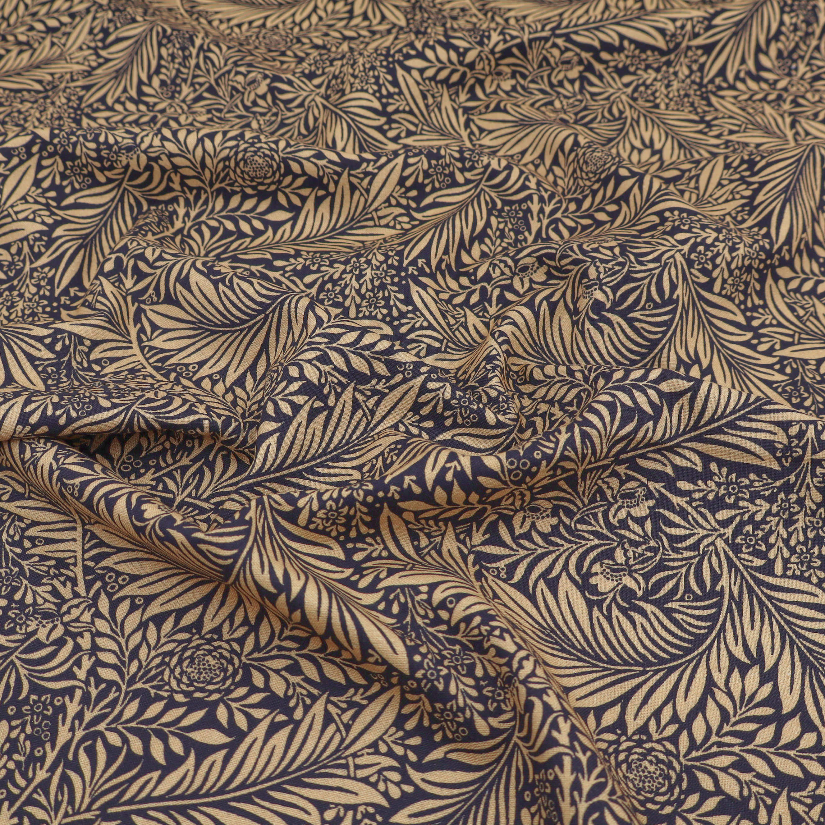 Larkspur William Morris Pure 100% Cotton Fabric for Dressmaking and Qu ...