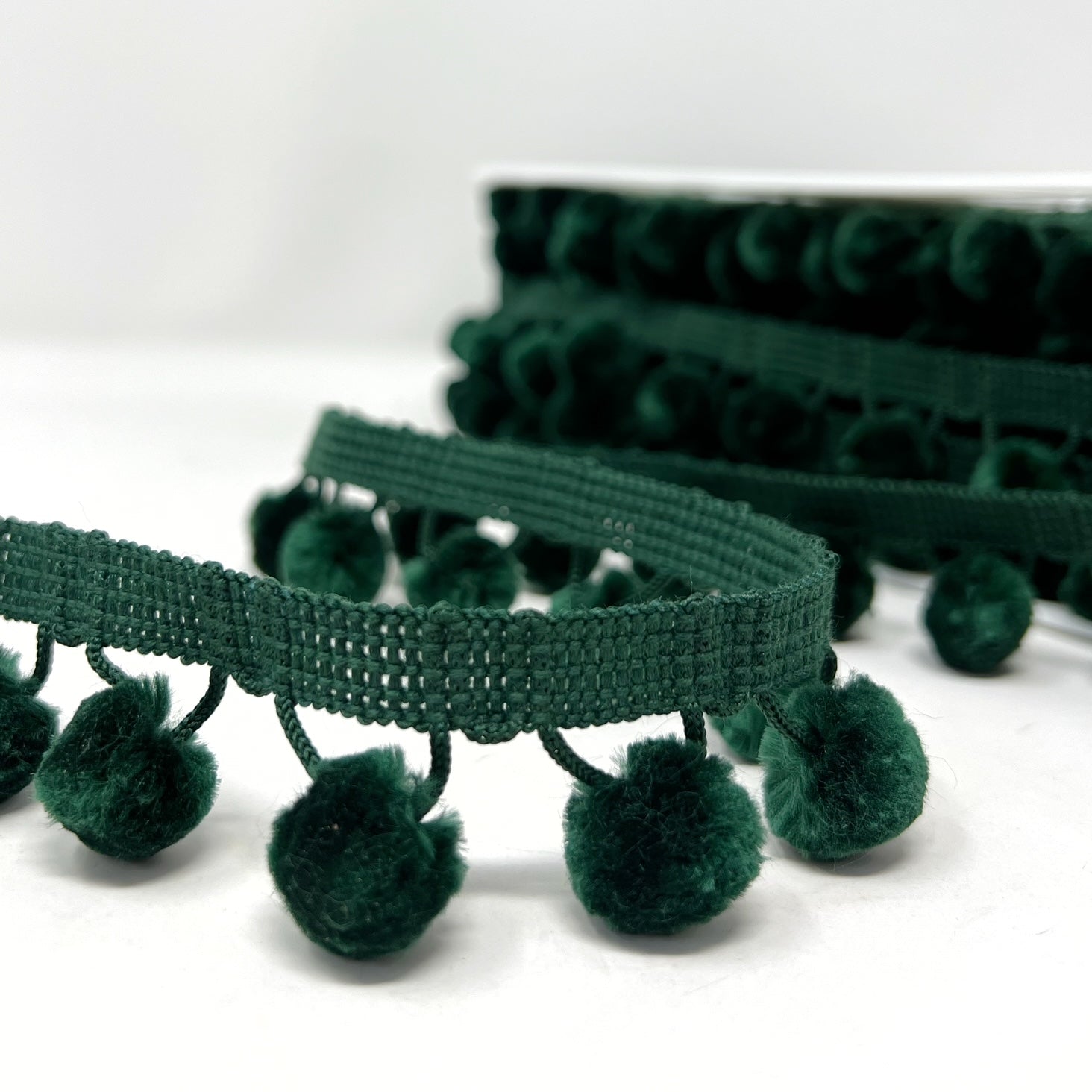 Pom Pom Trim - Soft Tassel Fringe for Sewing & Home Decor - 28mm Bottl ...