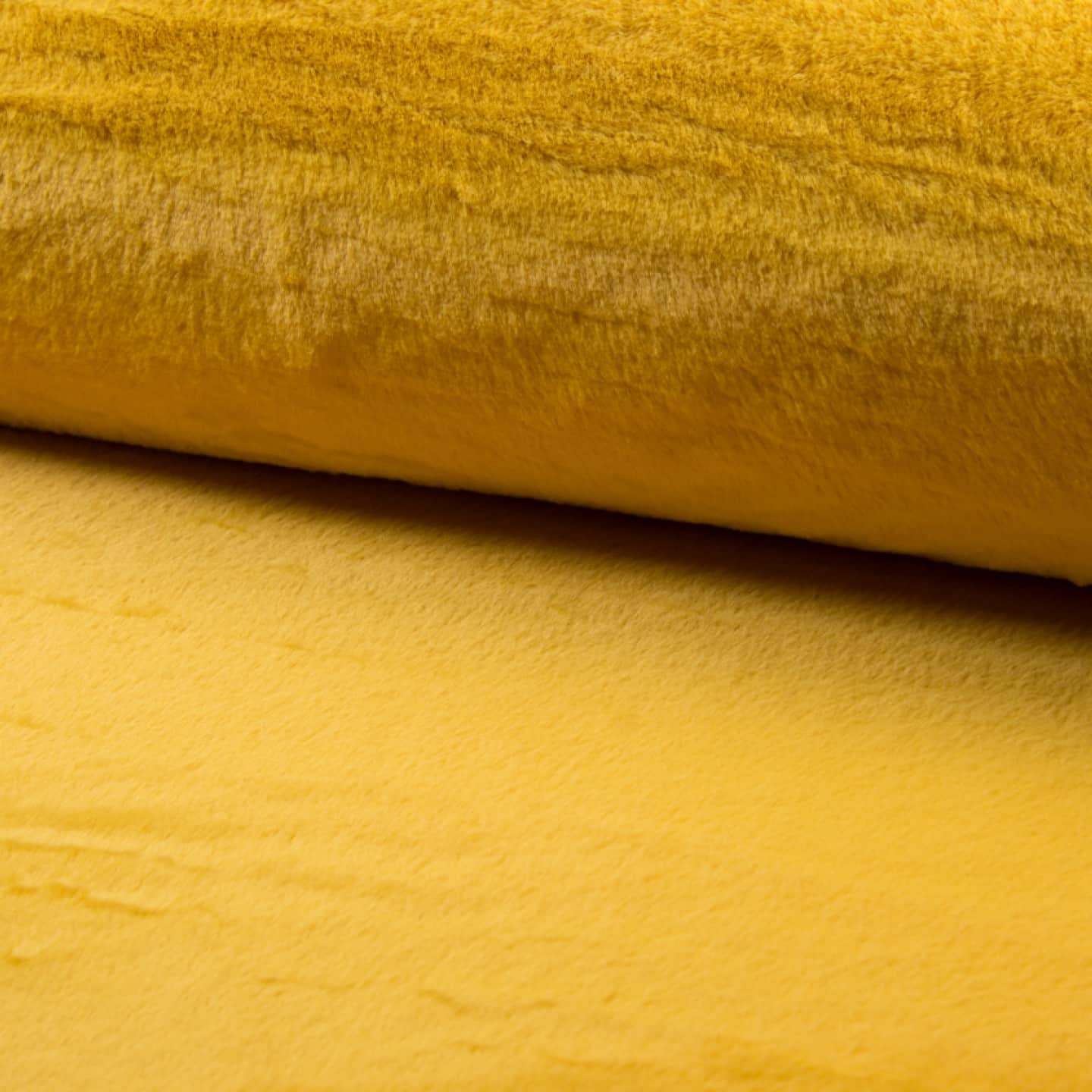 Calista Luxurious Faux Fur - Saffron – Lullabee Fabrics