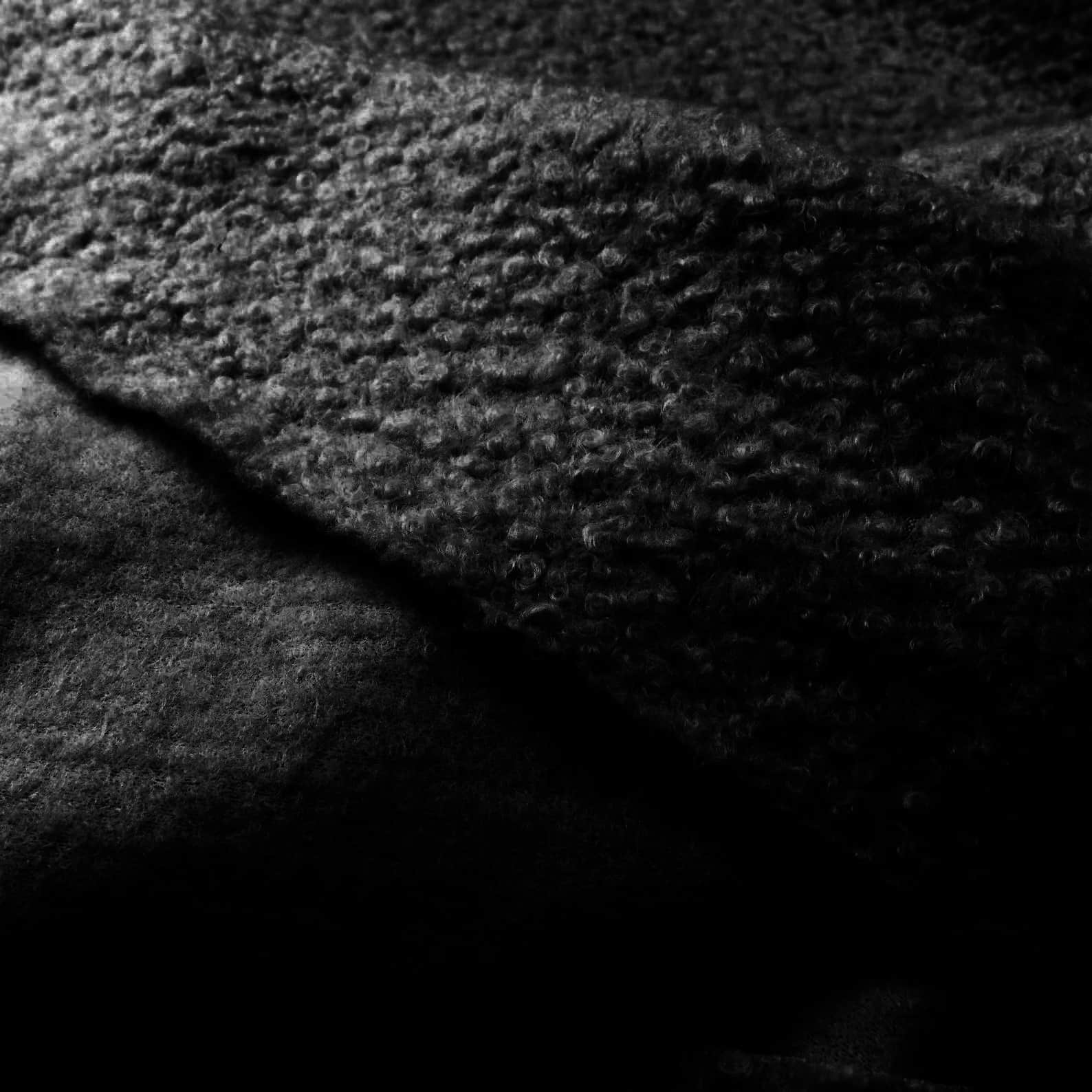 Chunky Boucle Curled Sheep Wool Look - Black – Lullabee Fabrics
