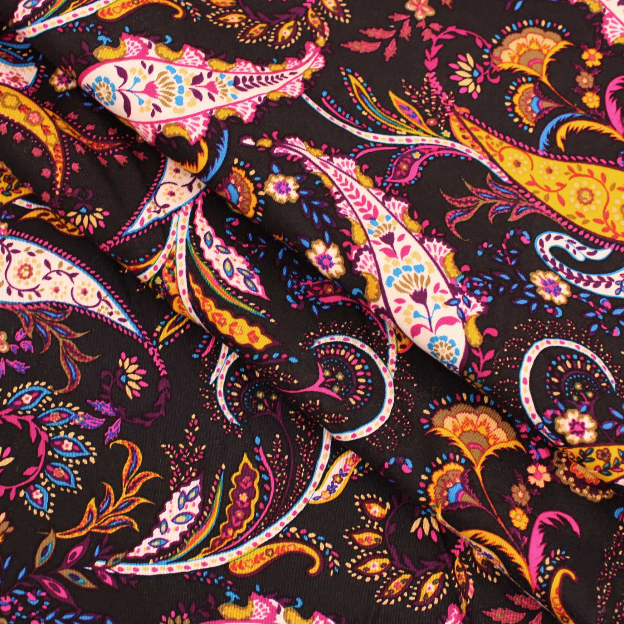 Curved Paisley Woven Viscose - Black – Lullabee Fabrics