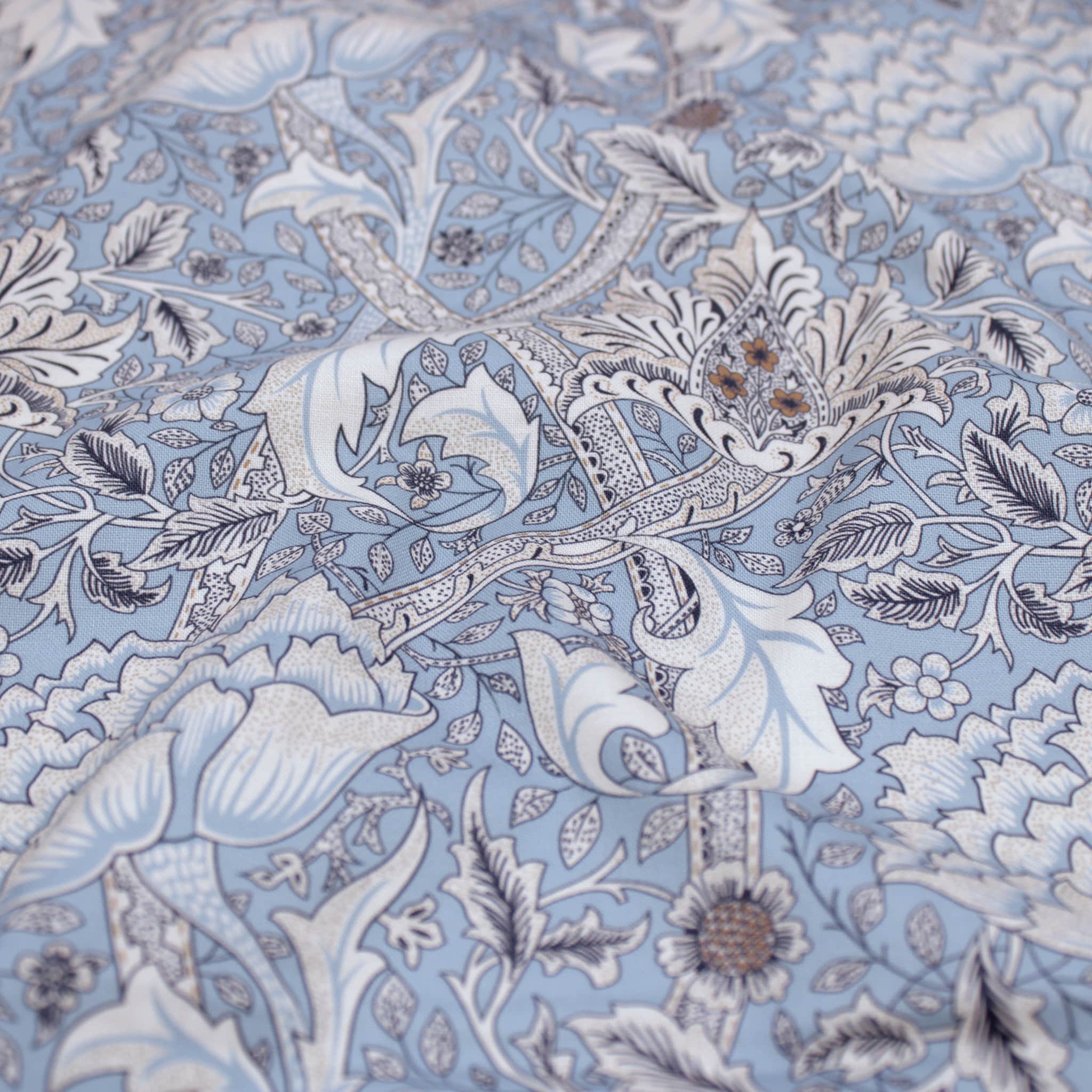 William Morris Natures Dream Organic Cotton - Windrush Dream Blue ...